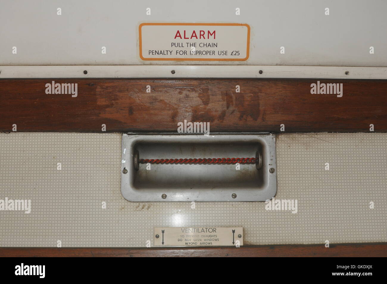 Emergency Pull Cord Sign