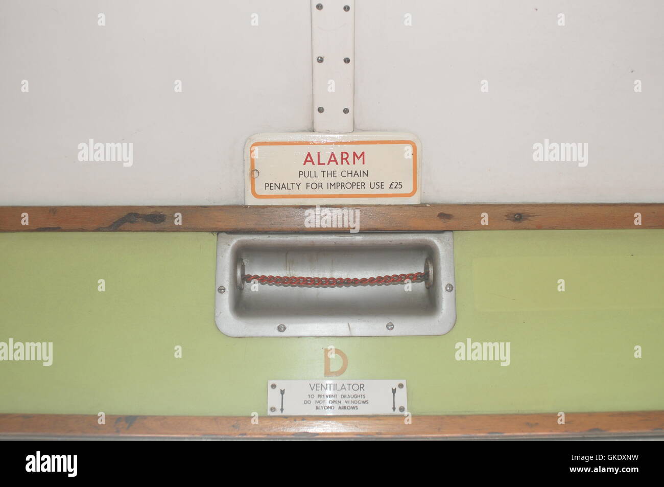 Emergency Pull Cord Sign