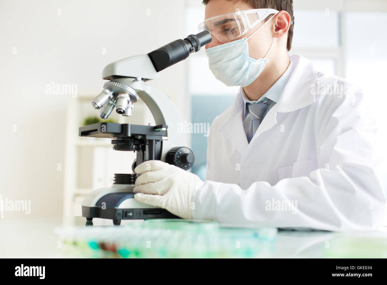 Profile testing hi-res stock photography and images - Alamy