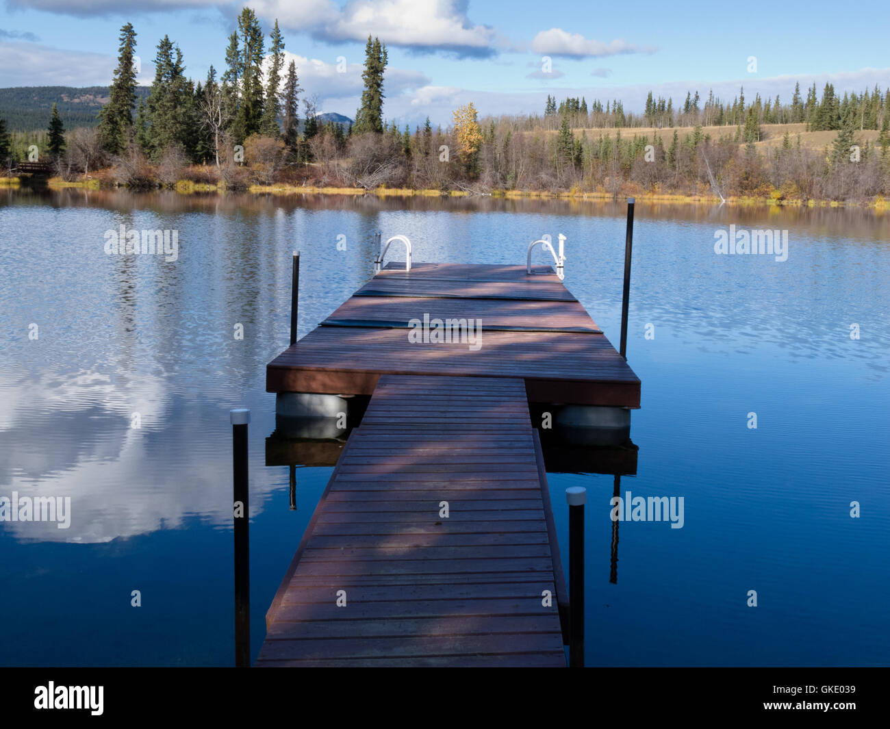 Abandoned floating dock for swimming in lake Stock Photo - Alamy