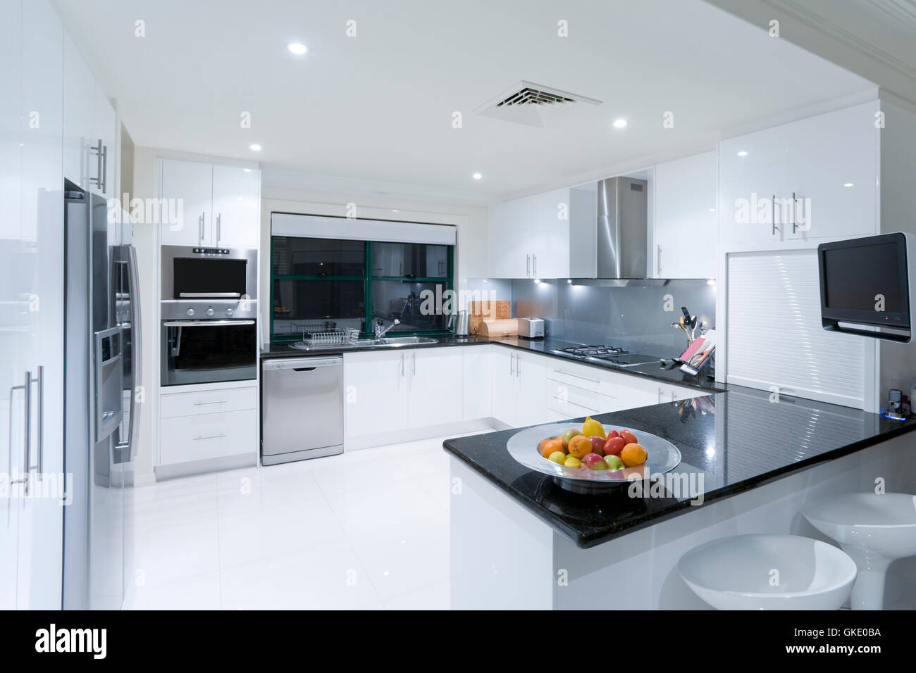 Modern Kitchen In Luxury Mansion Stock Photo Alamy