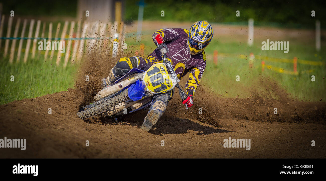Dirt Bike Racing
