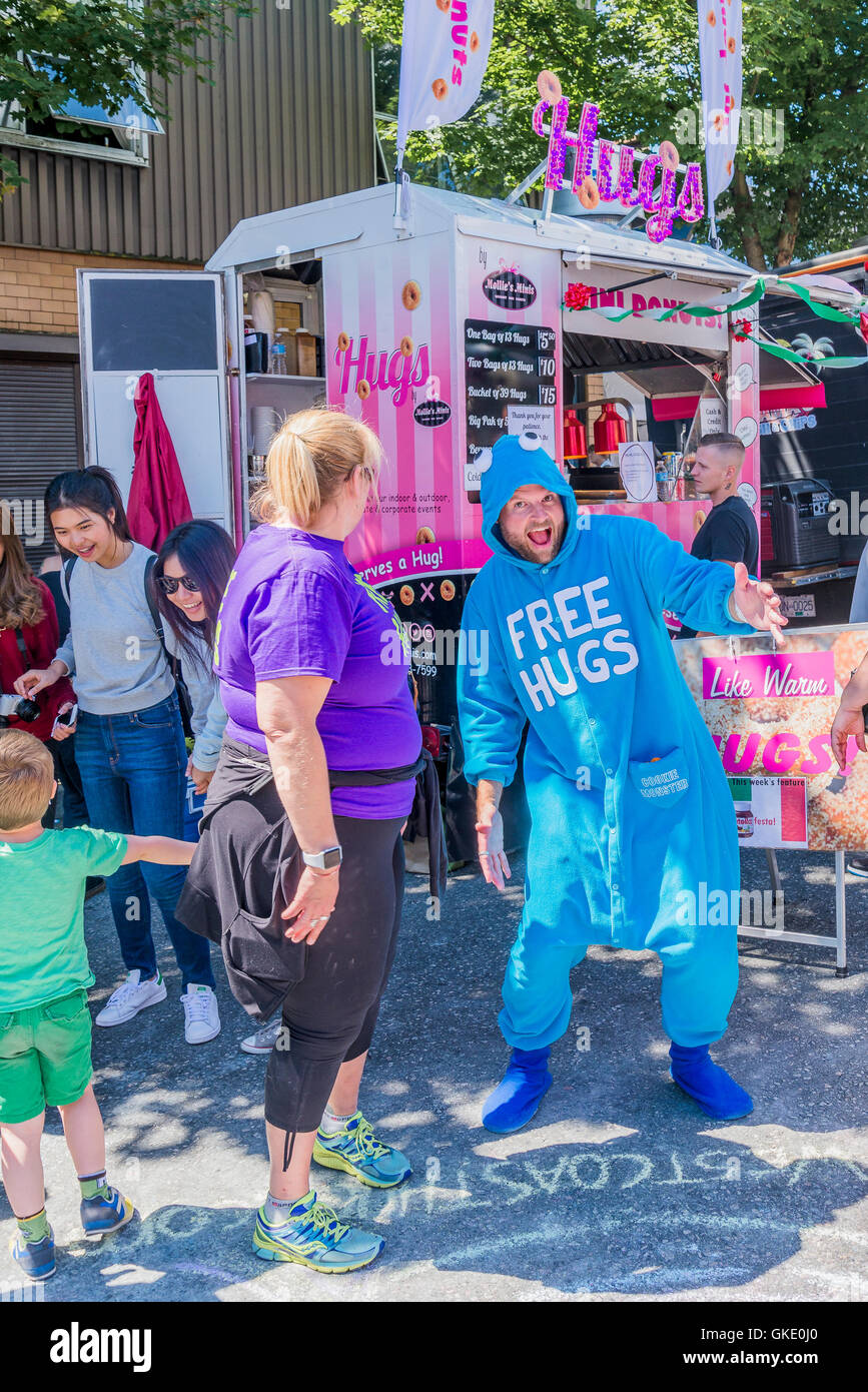 Free hugs hi-res stock photography and images - Alamy