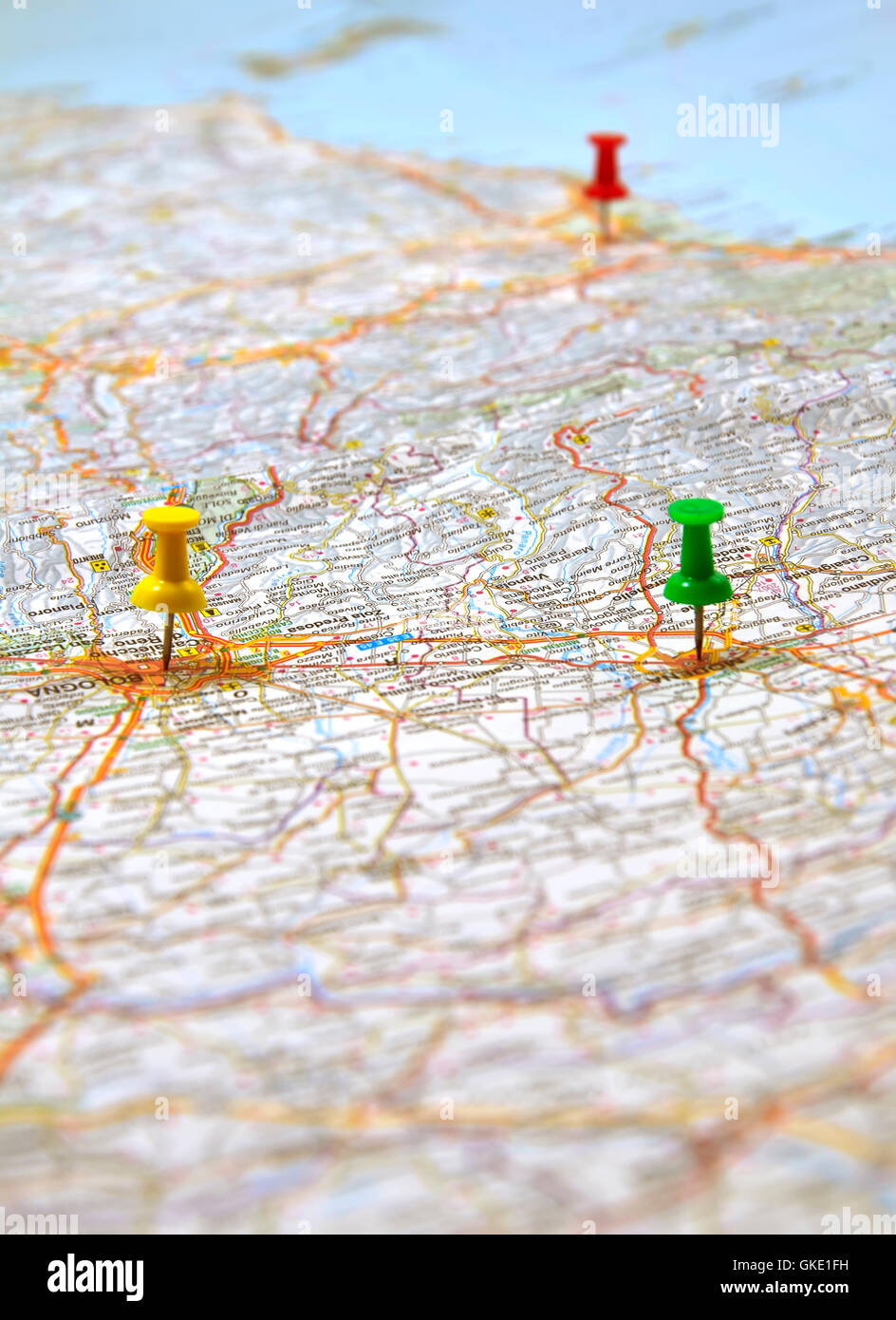 Red point on map hi-res stock photography and images - Alamy