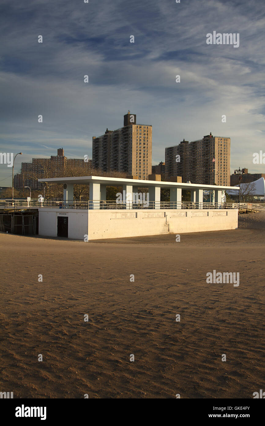 Beautiful coney island hi-res stock photography and images - Alamy