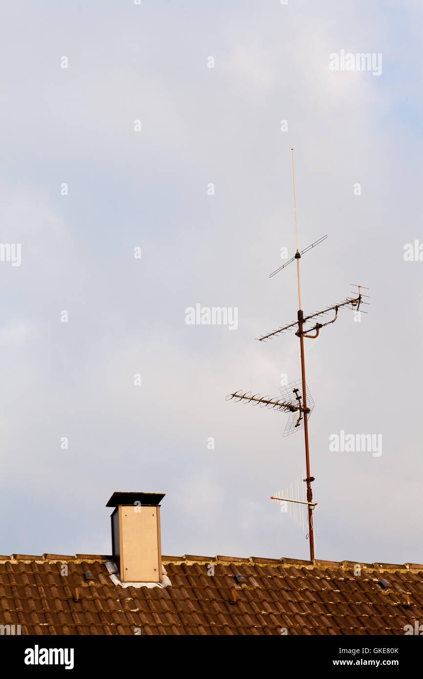 Old fashioned tv hi-res stock photography and images - Alamy