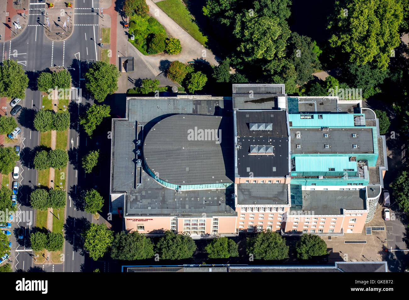 Dusseldorf opera hi-res stock photography and images - Alamy
