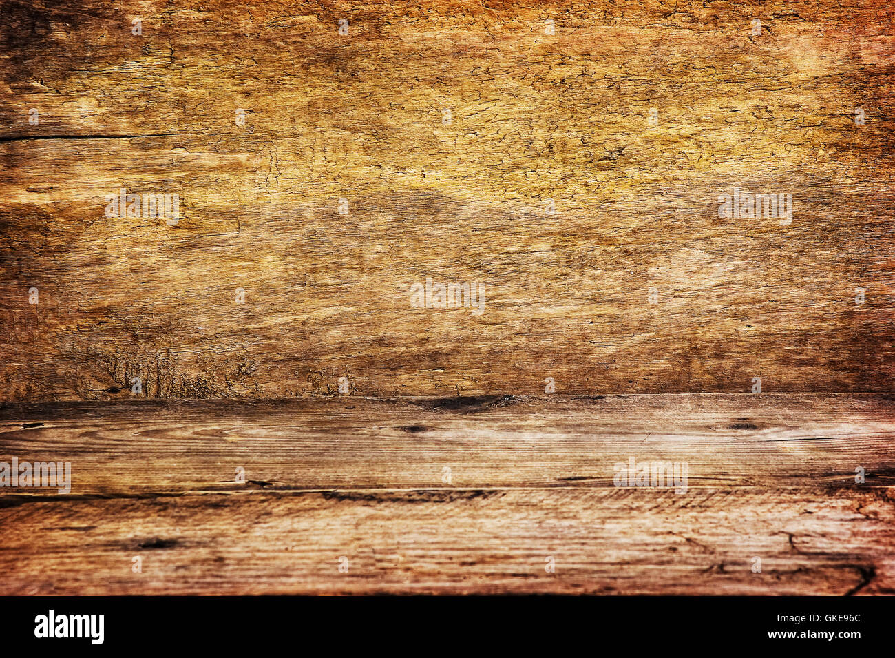 Wooden board sign hi-res stock photography and images - Alamy