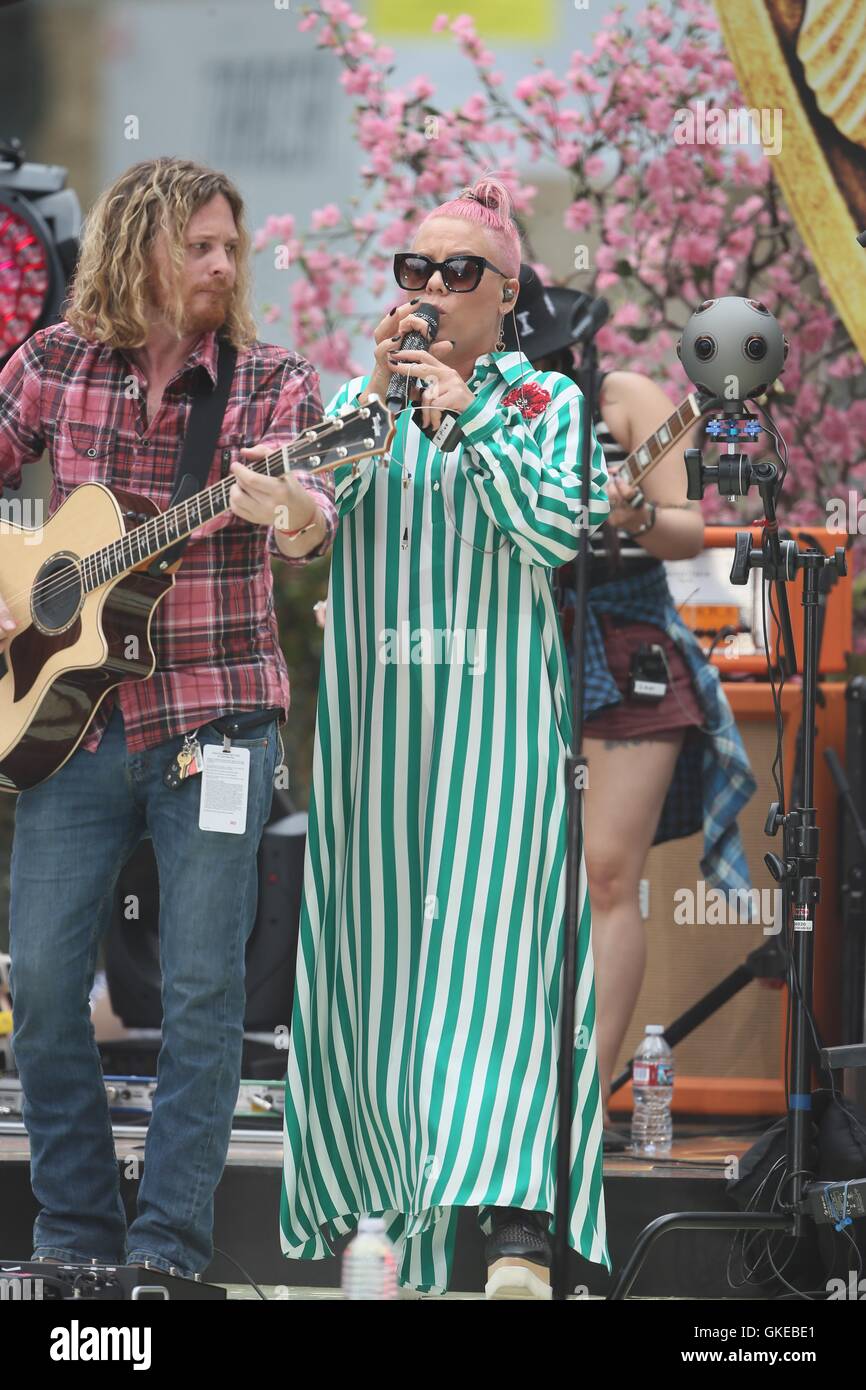 Pink runs through a soundcheck for a concert at the premiere of 'Alice ...