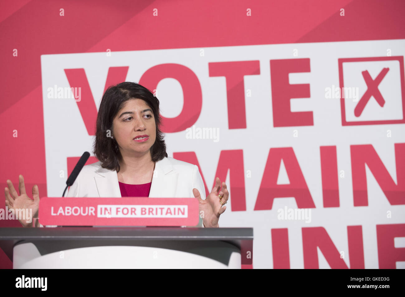 Labour female leaders speeches conference hi-res stock photography and ...