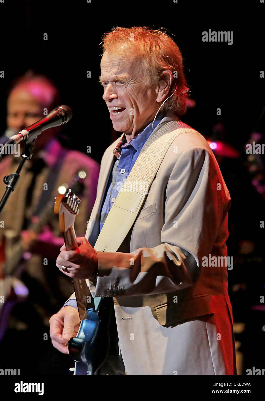 Brian Wilson performing on his Pet Sounds 50th Anniversary Tour at ...