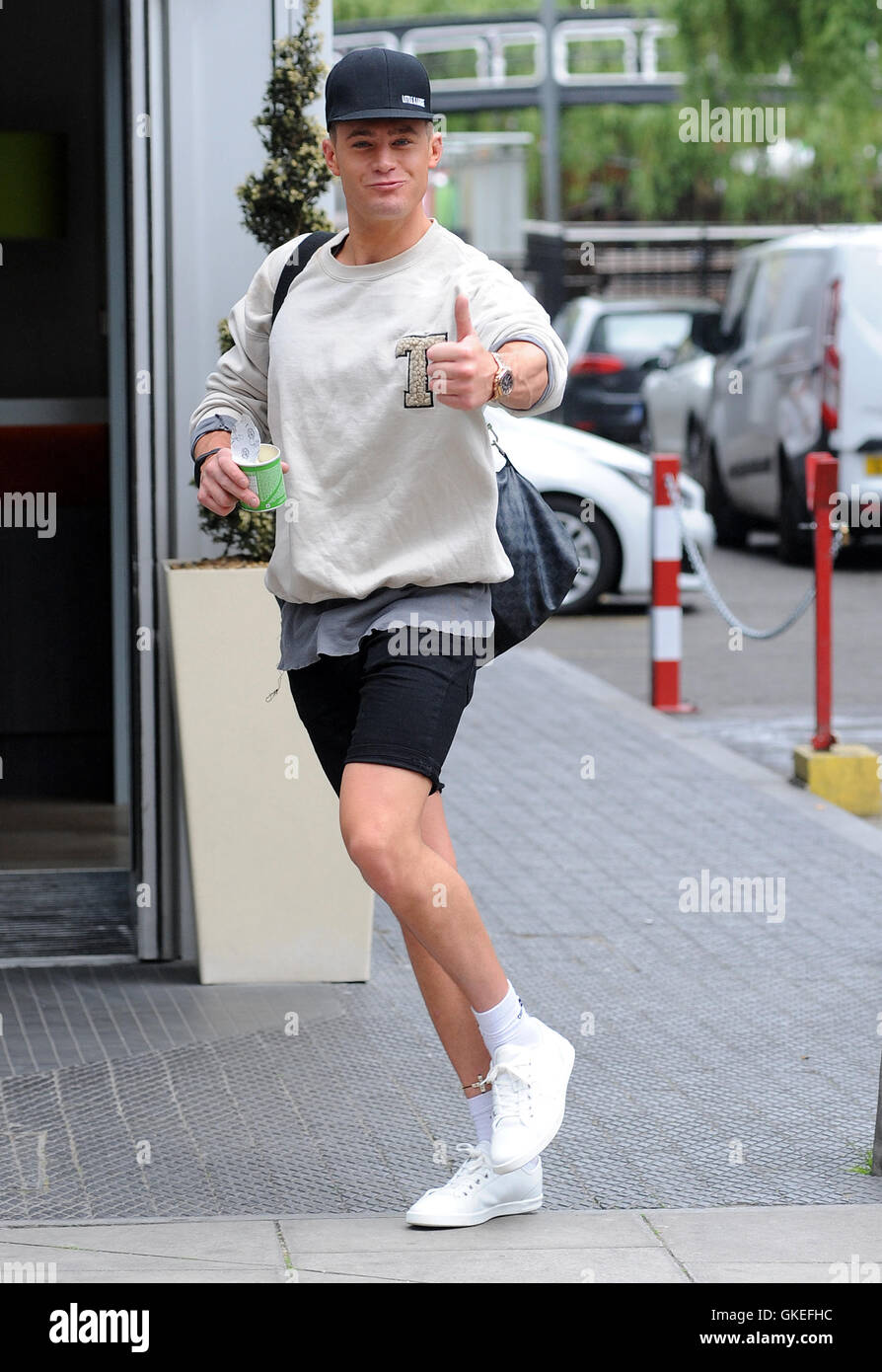 The cast of Geordie Shore leave their hotel the morning after their 5th ...