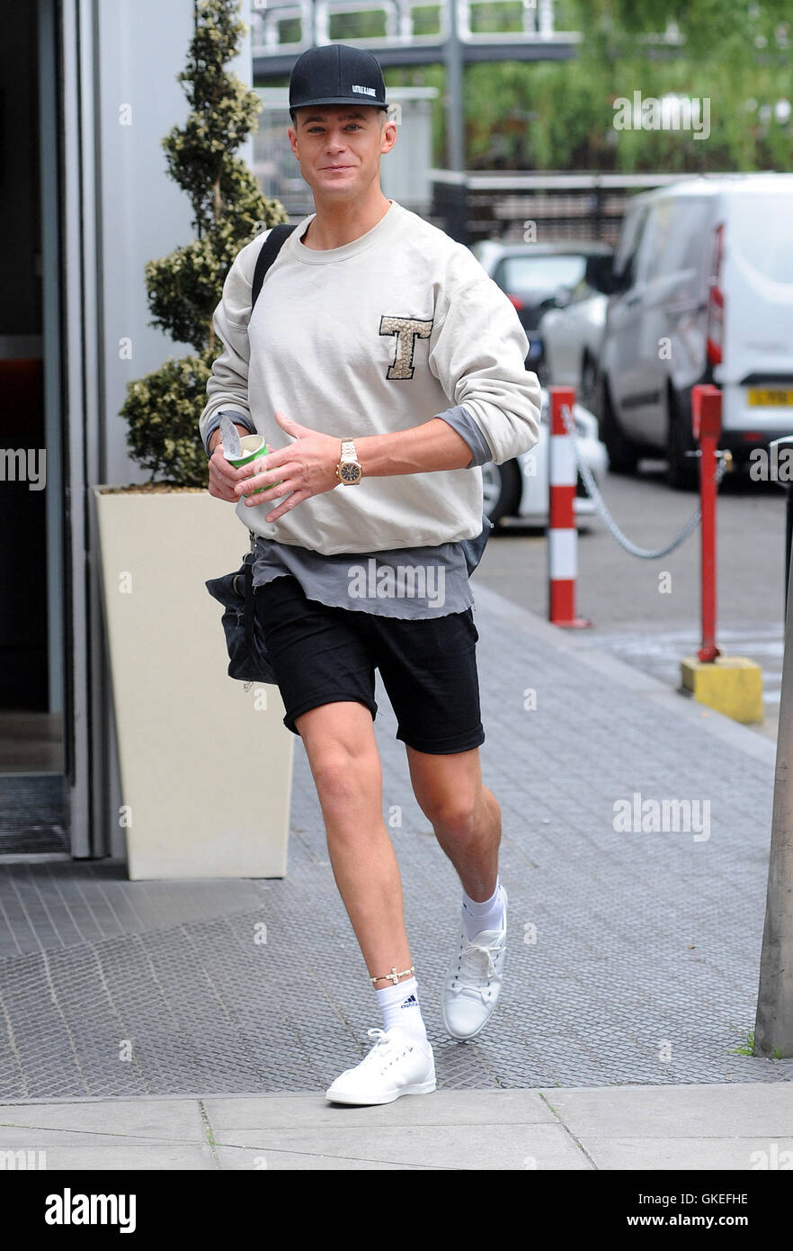 The cast of Geordie Shore leave their hotel the morning after their 5th ...