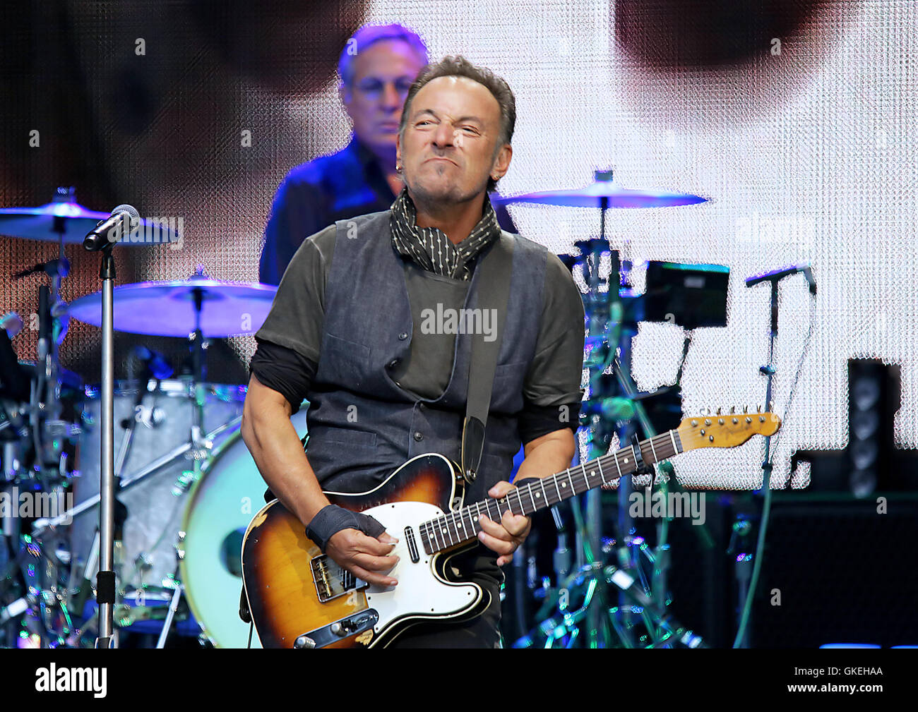 Bruce Springsteen and The E Street Band performing at Manchester Etihad ...
