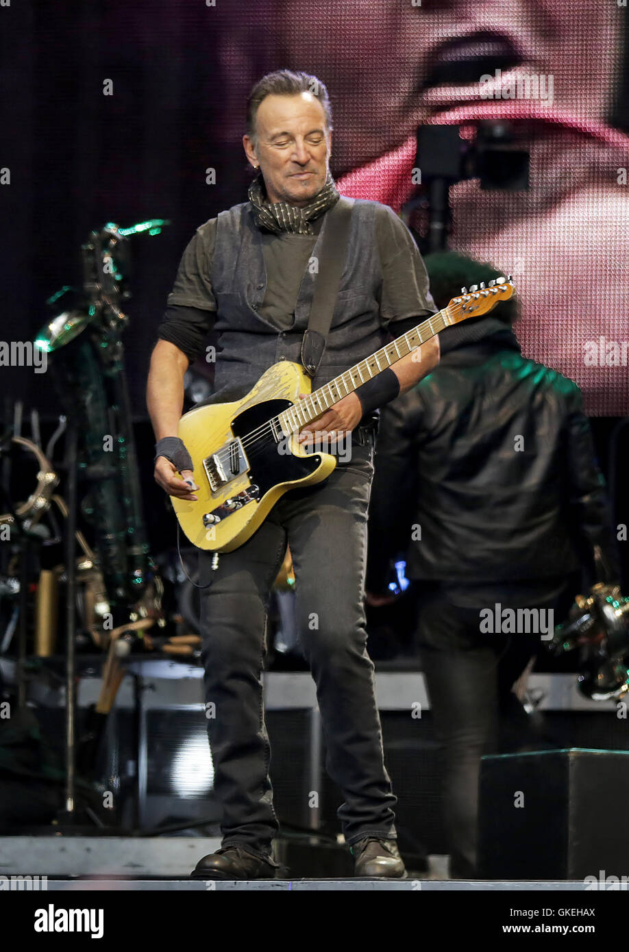 Bruce Springsteen and The E Street Band performing at Manchester Etihad ...