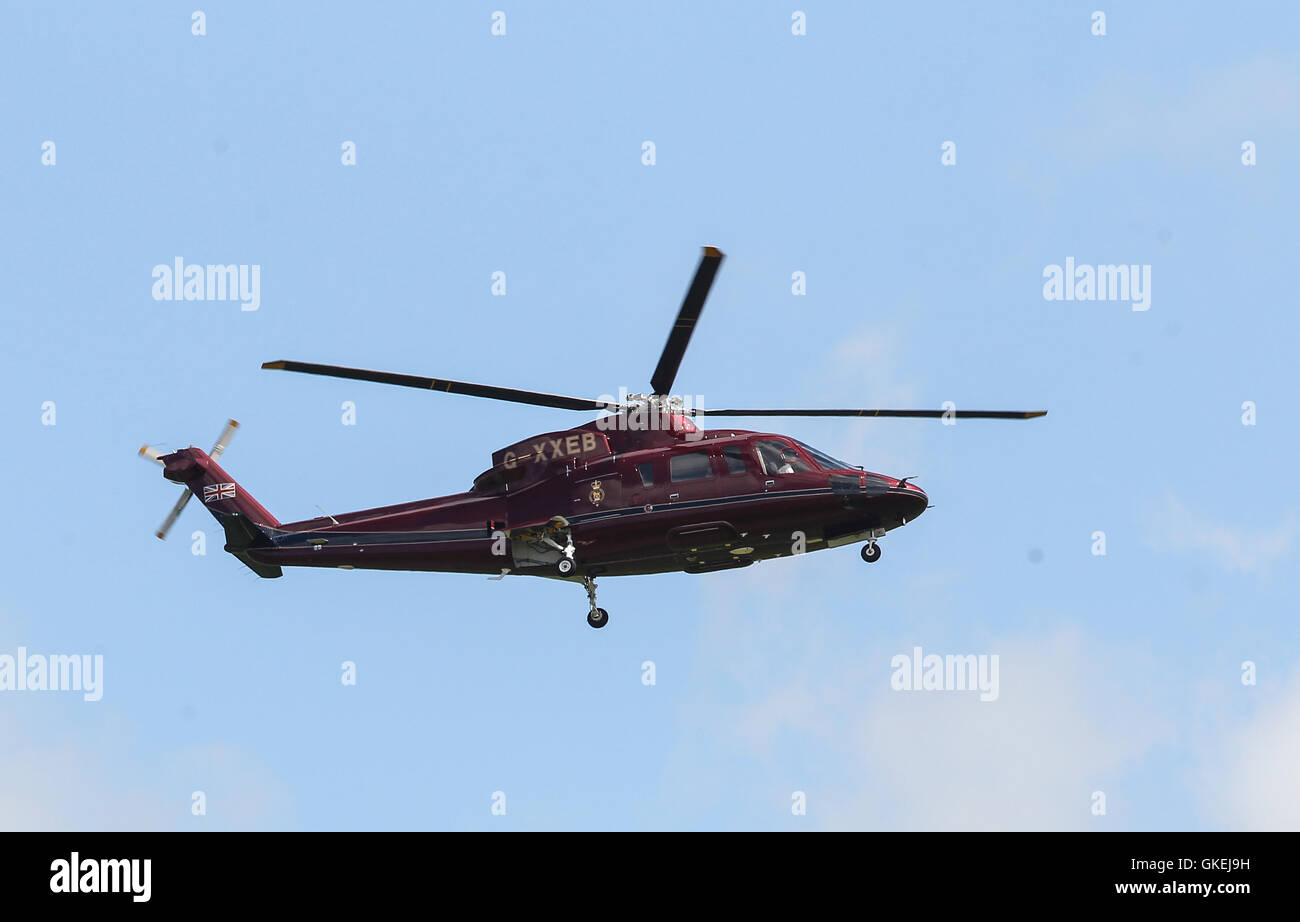 With the 26 regiment royal artillery hi-res stock photography and ...