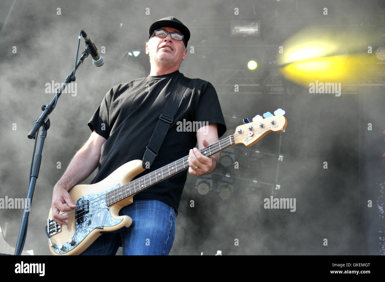 Pennywise band hi-res stock photography and images - Alamy