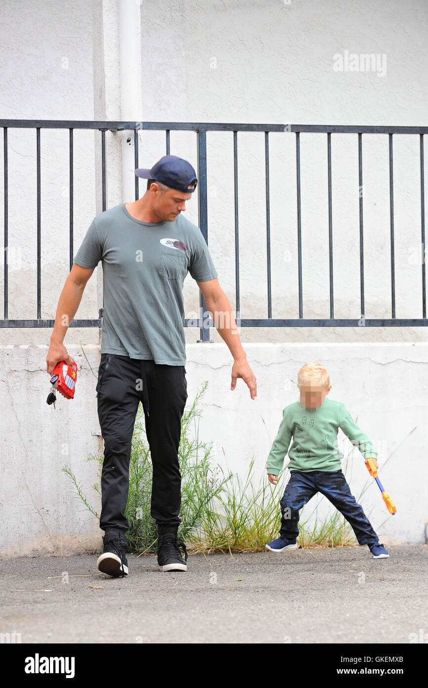 Josh Duhamel spotted out with his son Axl Jack Duhamel in Brentwood ...