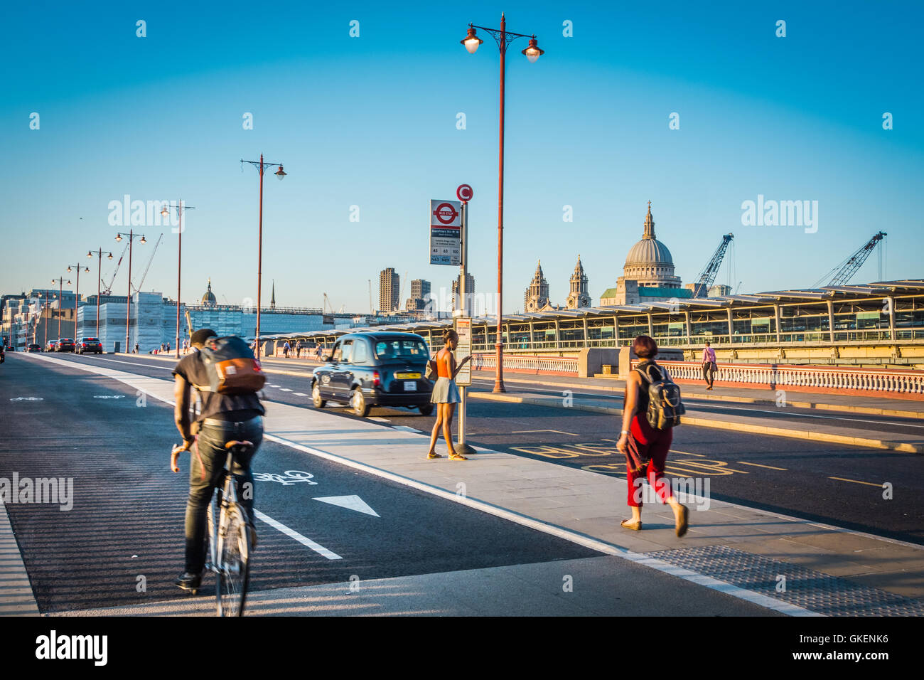 Tfl cycle hi-res stock photography and images - Alamy