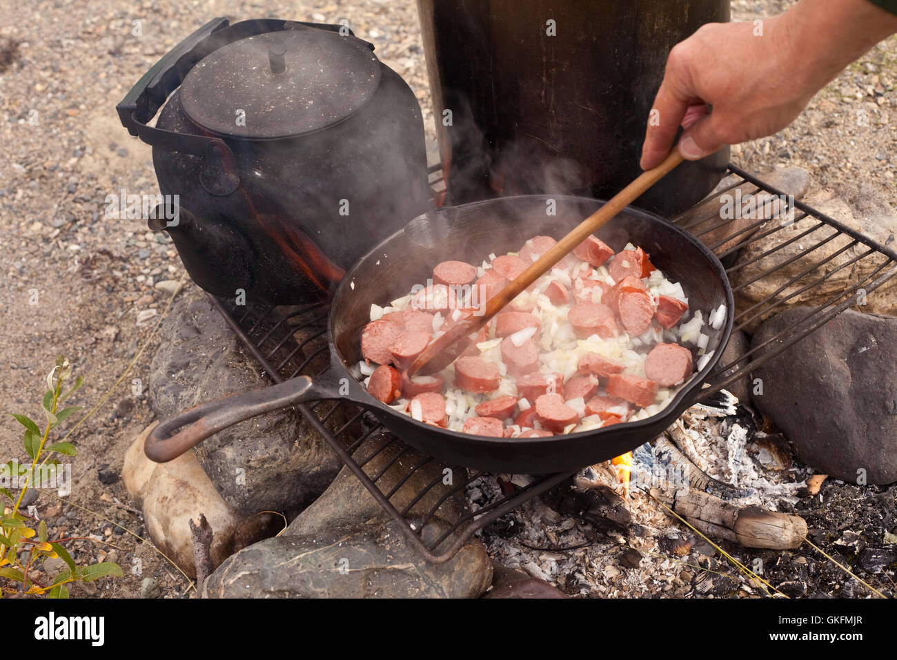 Iron age cooking hi-res stock photography and images - Alamy