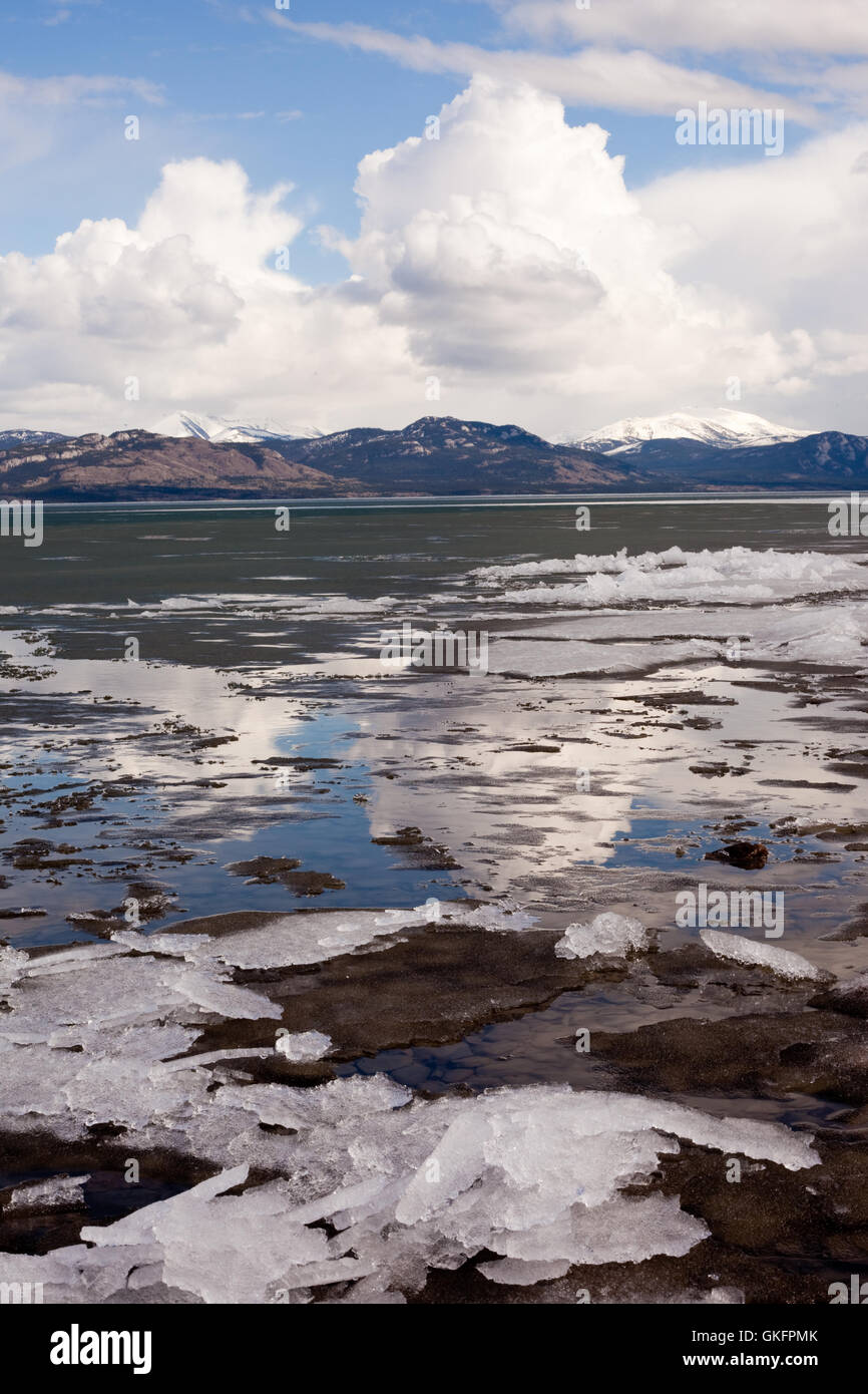 Ice sheet breaking hi-res stock photography and images - Alamy
