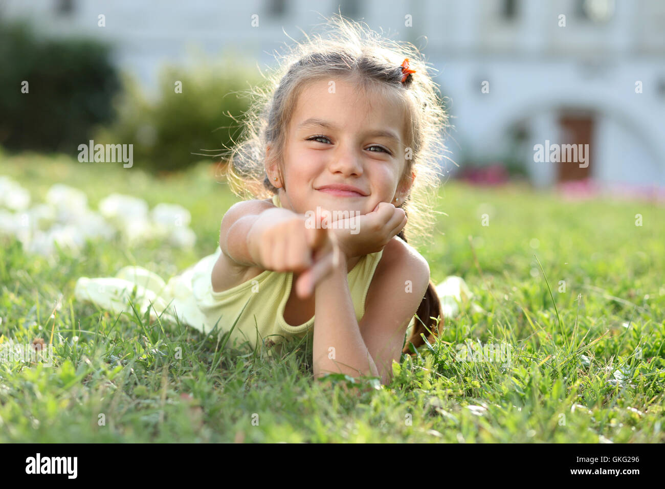 Portrait of a happy little girl Stock Photo - Alamy