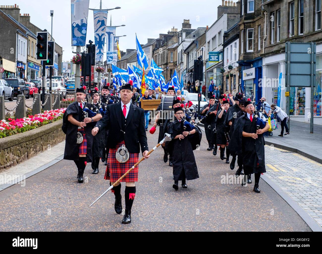 Lanark, Scotland, UK 20th August 2016 A march and ceremony to ...