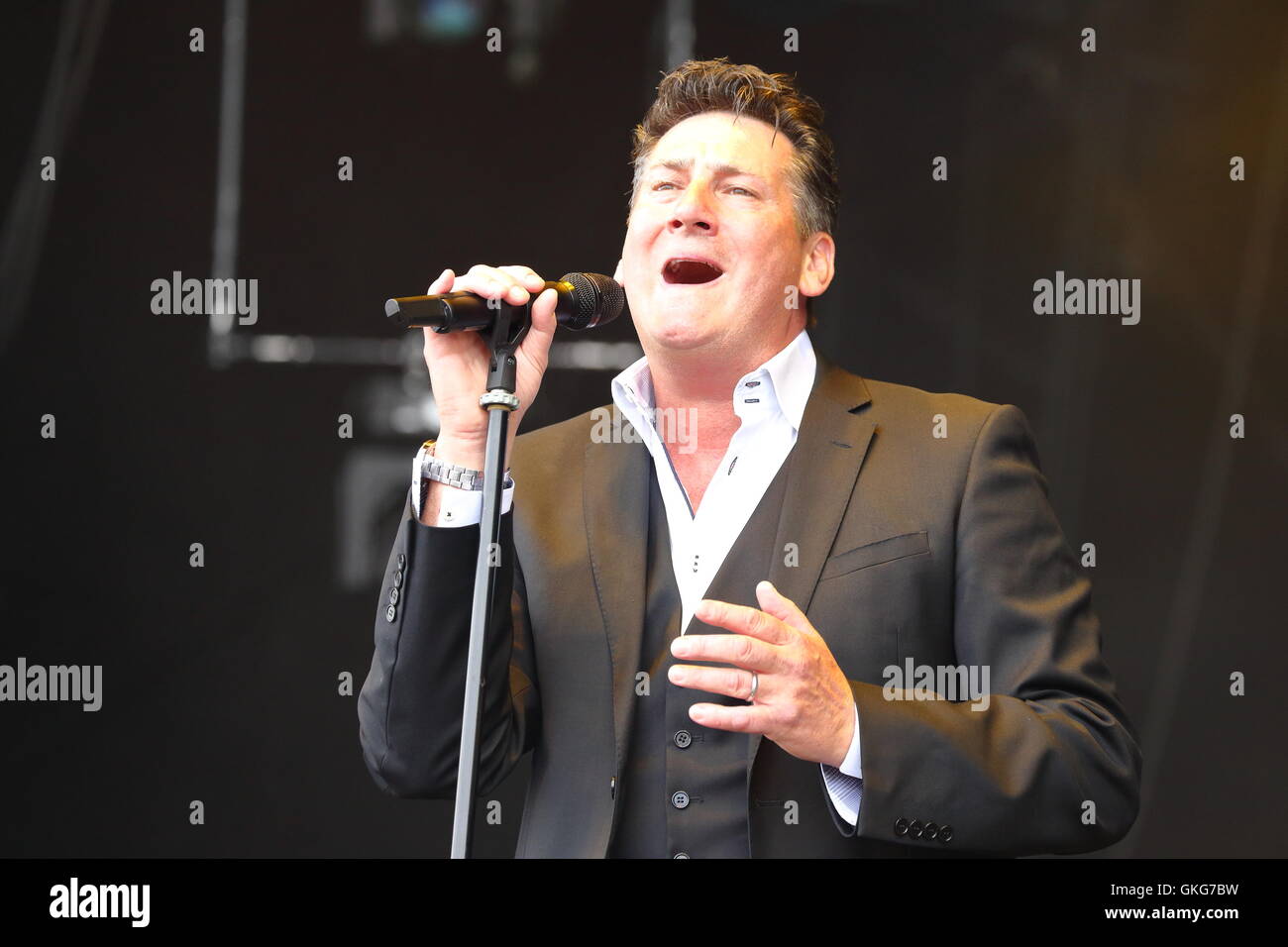 Henley-on-Thames, UK. 20th August, 2016. Rewind South 80s Music ...