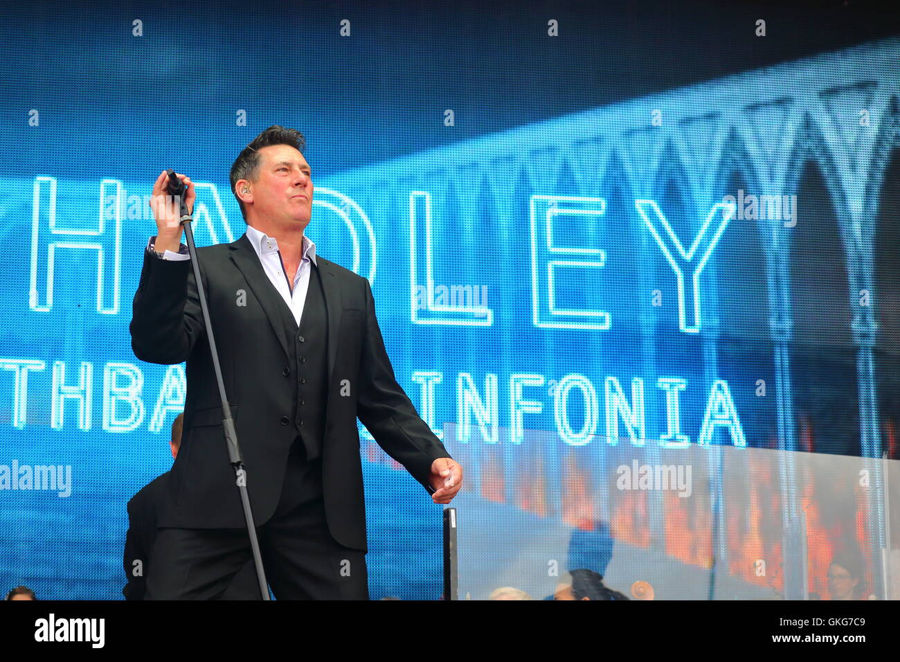 Tony hadley hi-res stock photography and images - Alamy
