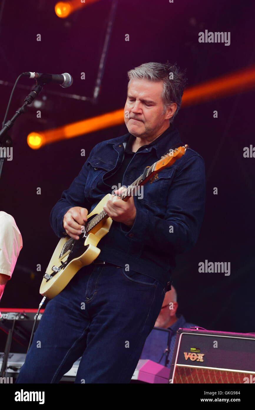 Henley-on-Thames, UK. 20th August, 2016. Rewind South 80s Music ...