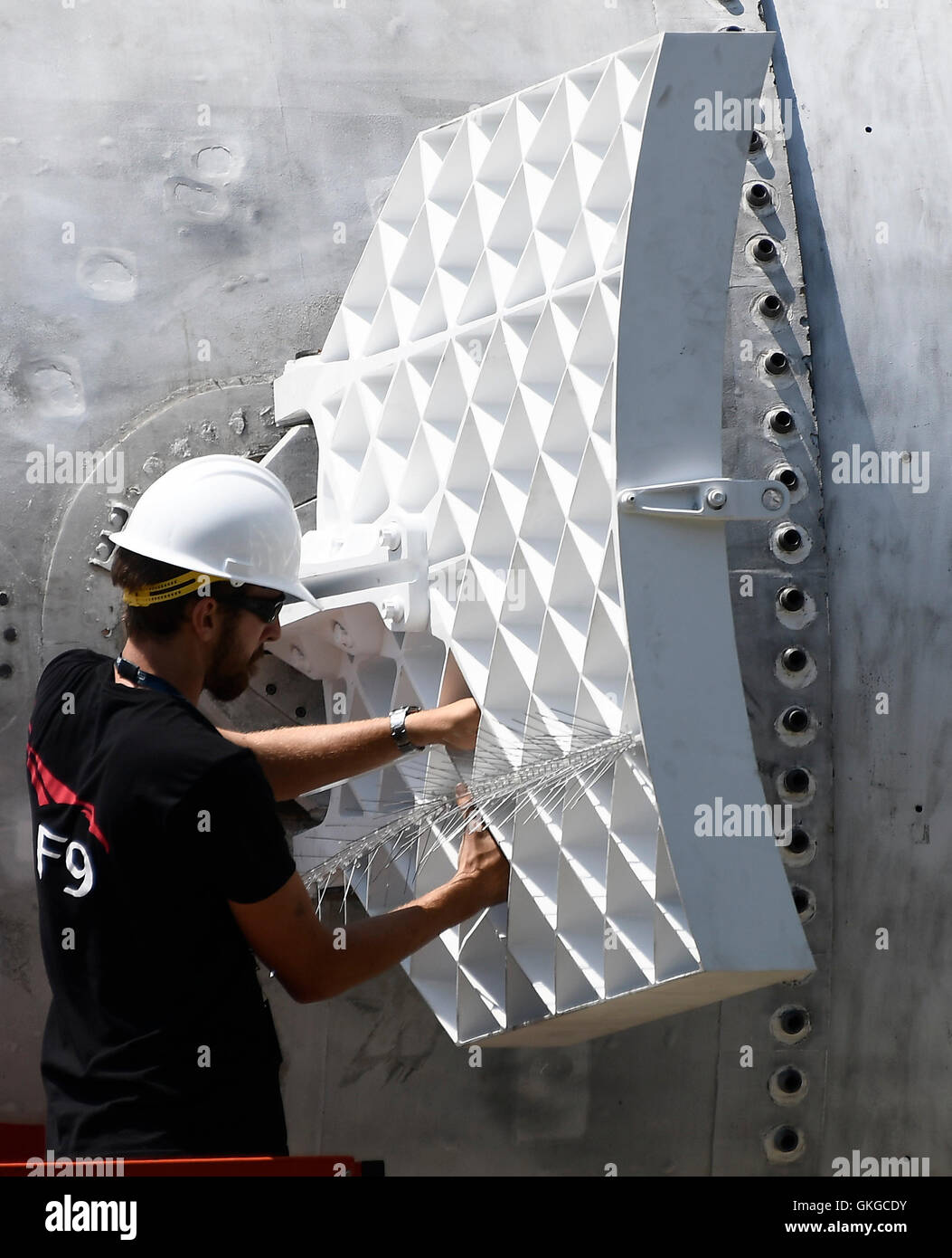 Lift5 hi-res stock photography and images - Alamy