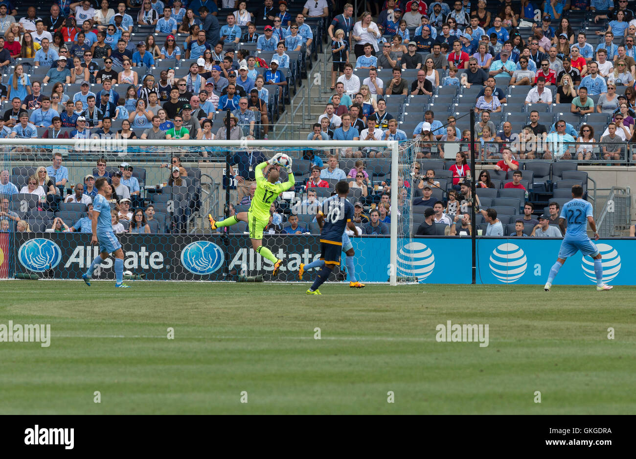 New York, NY USA - August 20, 2016: Goalkeeper Josh Saunders (12) of ...