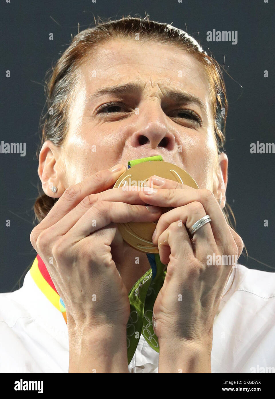 Olympic high jump gold medalist hi-res stock photography and images - Alamy