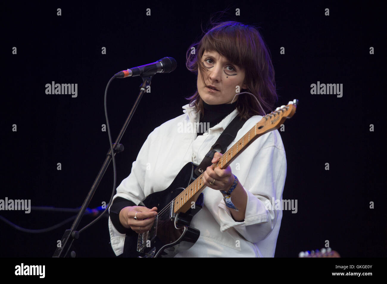 Cate le bon welsh musician hi-res stock photography and images - Alamy