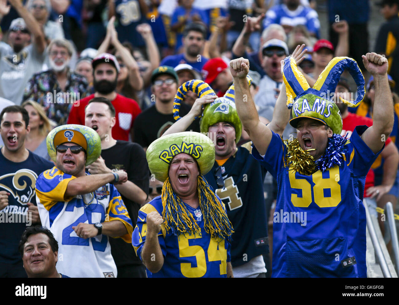 Los Angeles, California, USA. 20th Aug, 2016. Los Angeles Rams fans ...