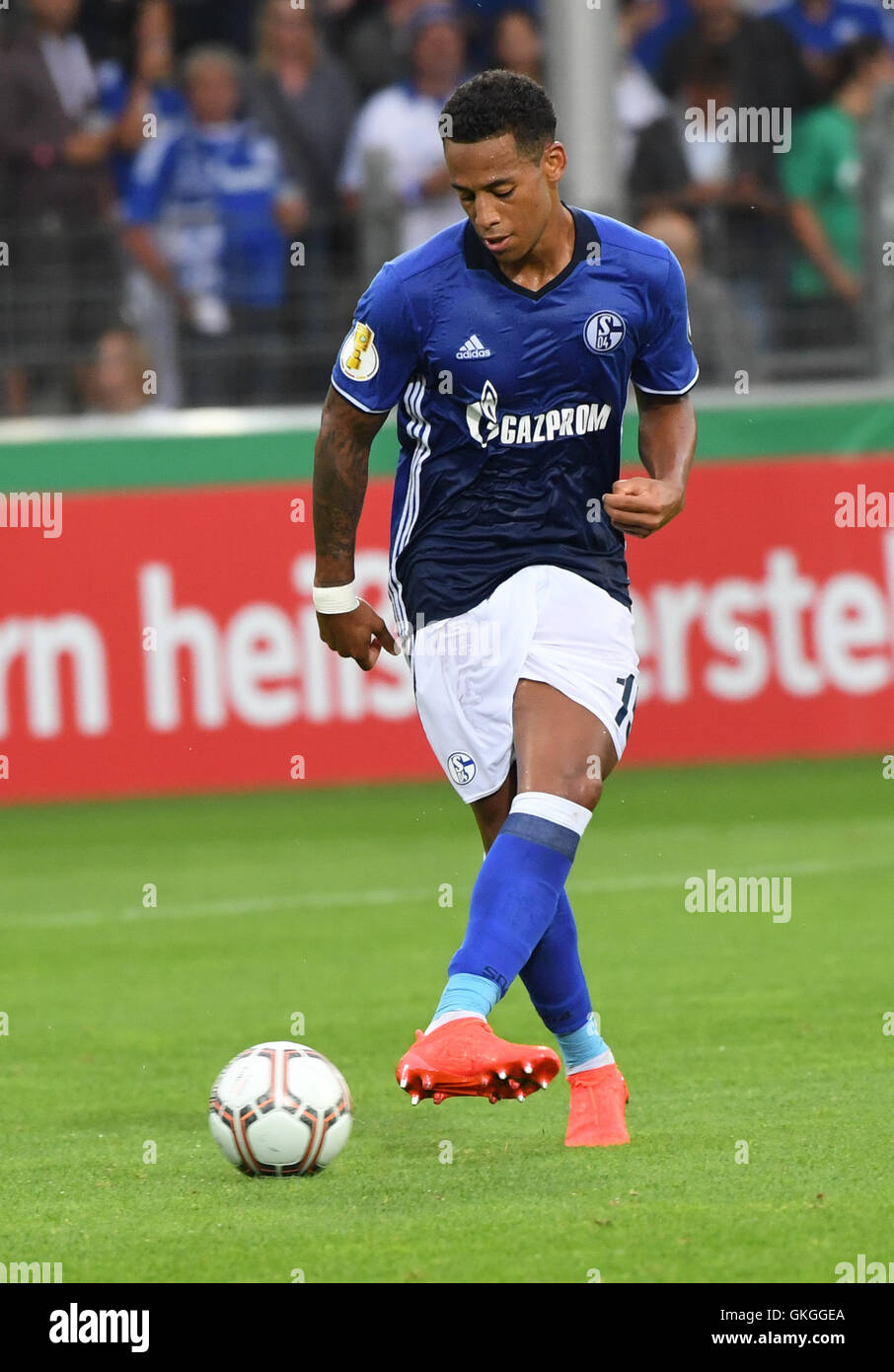 Freiburg, Germany. 20th Aug, 2016. Schalke's Dennis Aogo in action ...