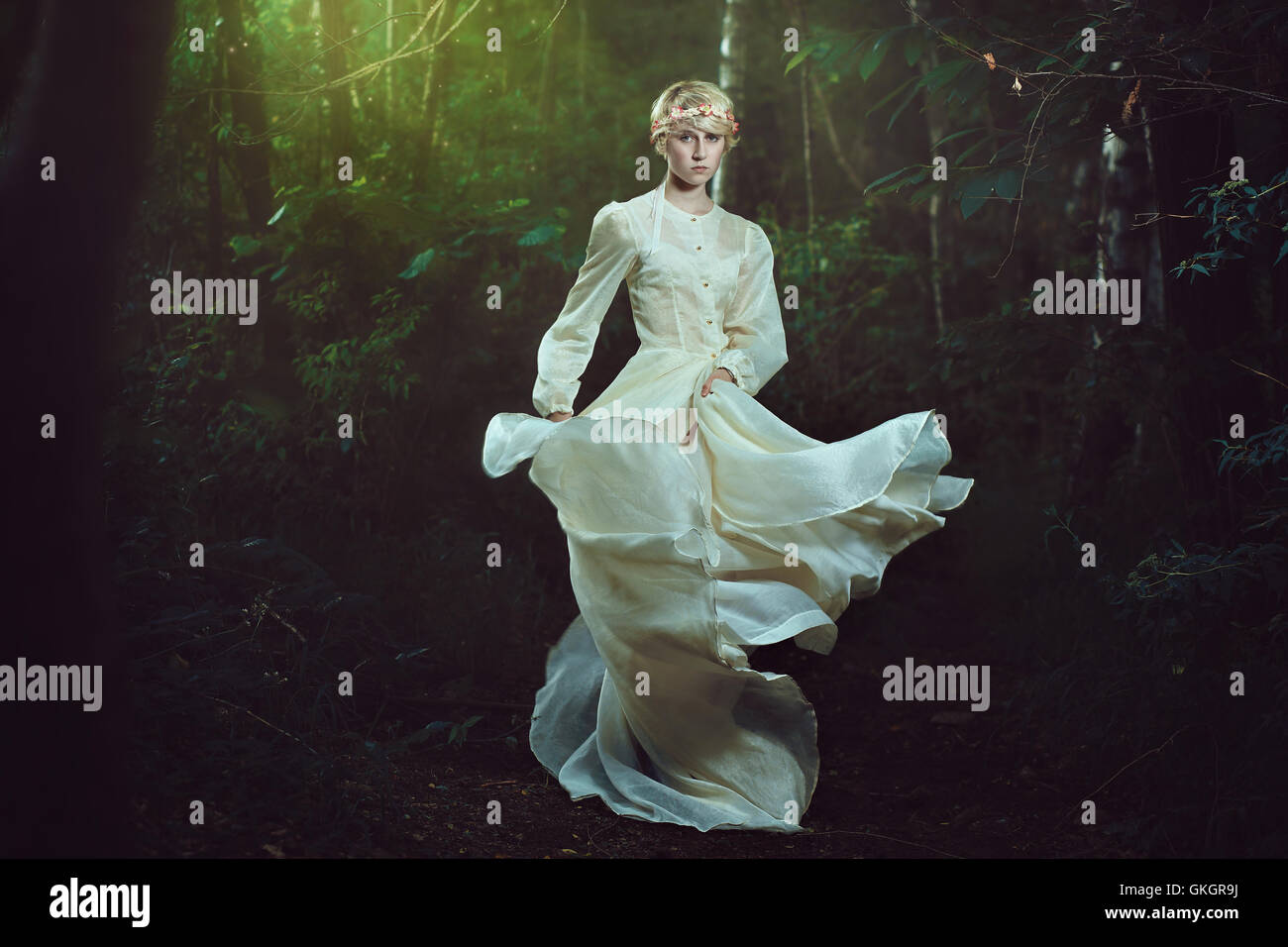 Elf dance hi-res stock photography and images - Alamy