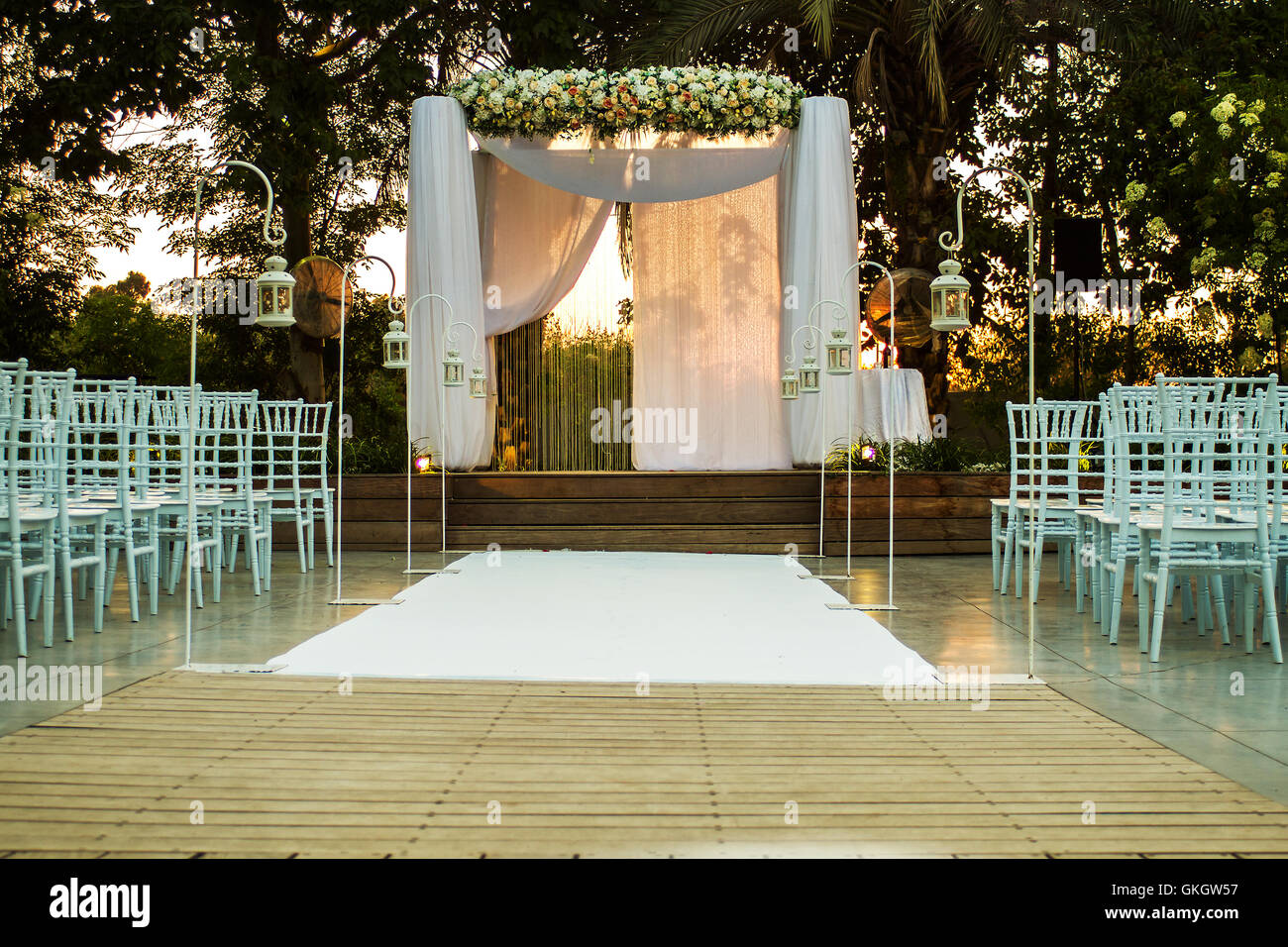 Beautiful photo of the Jewish Hupa , wedding putdoor Stock Photo - Alamy