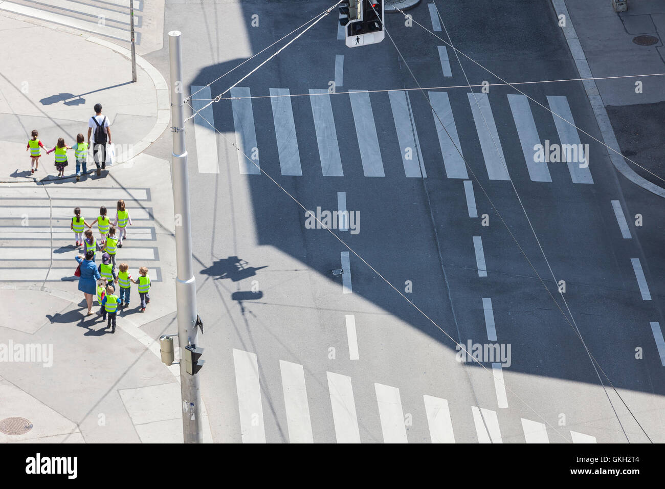Crosswalk aerial view hi-res stock photography and images - Alamy