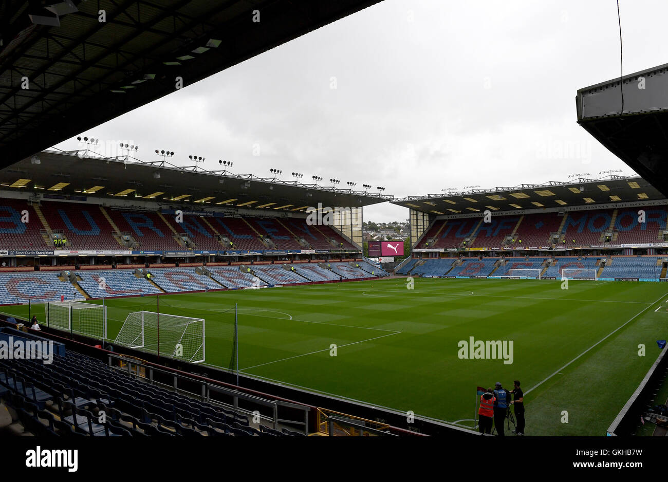 Turf moor, general view hi-res stock photography and images - Alamy