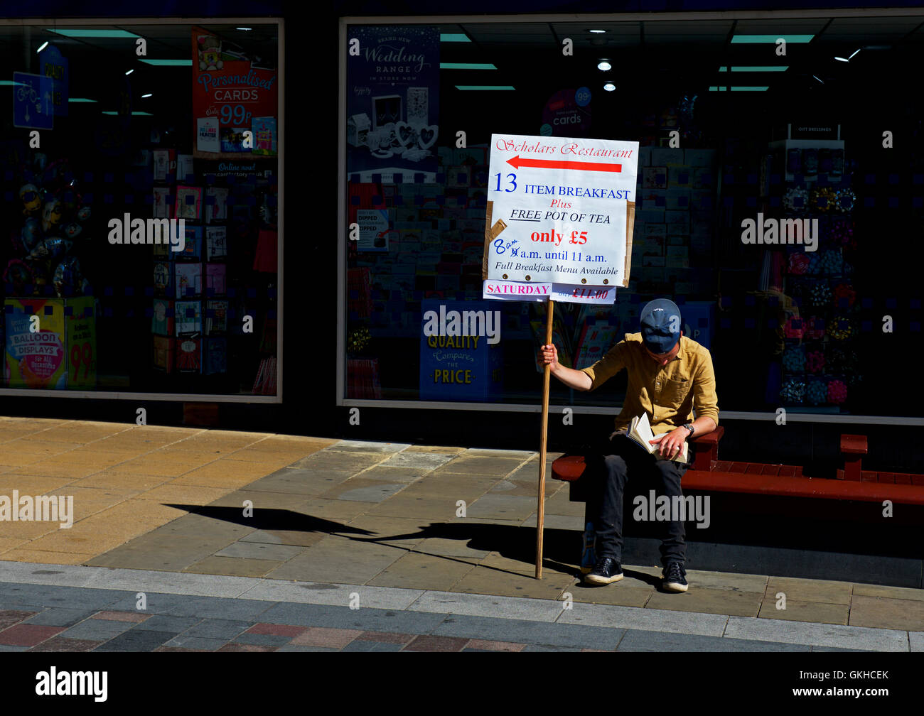 Man Holding Sign Up Stock Photos & Man Holding Sign Up Stock Images - Alamy