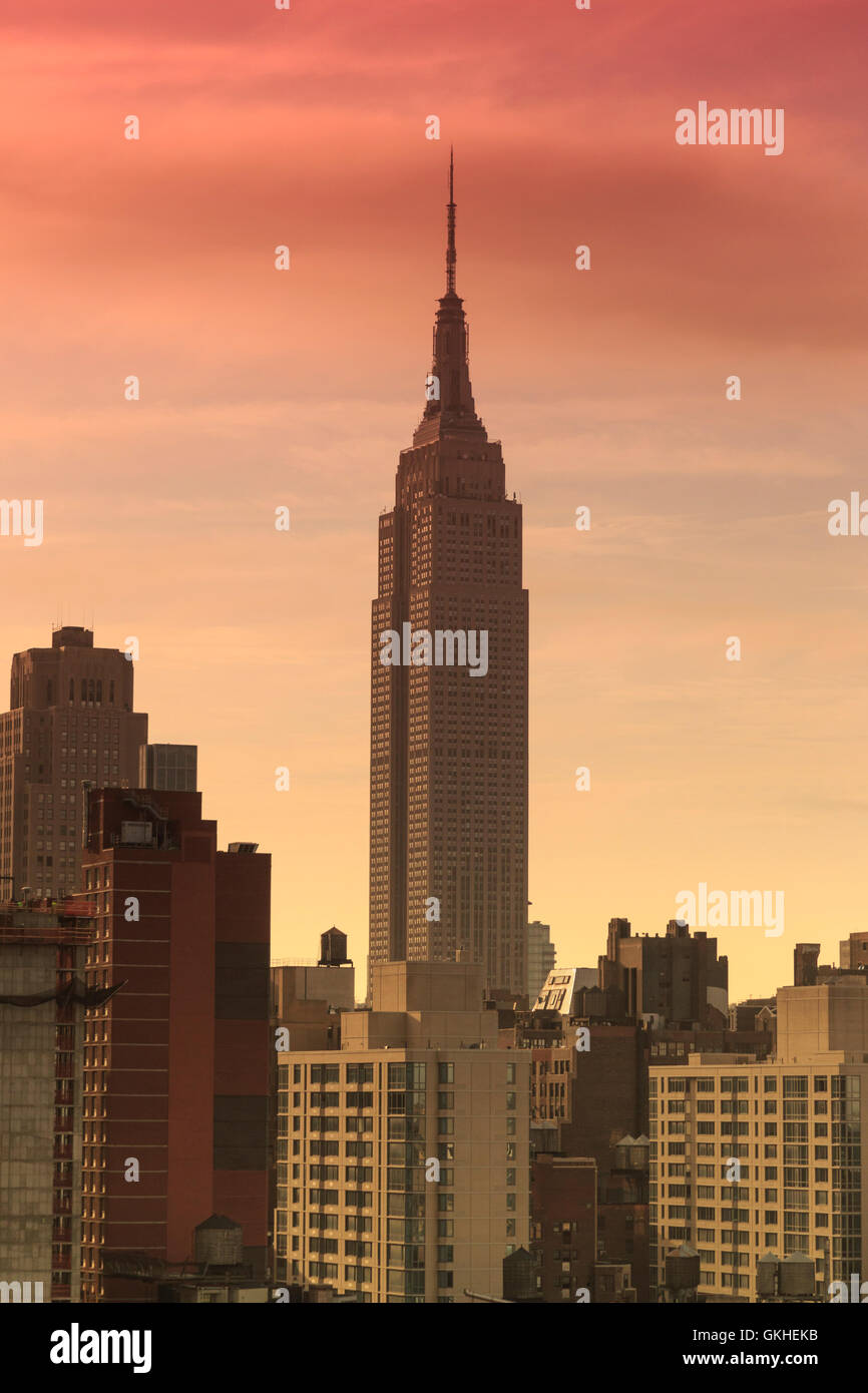 New empire manhattan york state building hi-res stock photography and ...