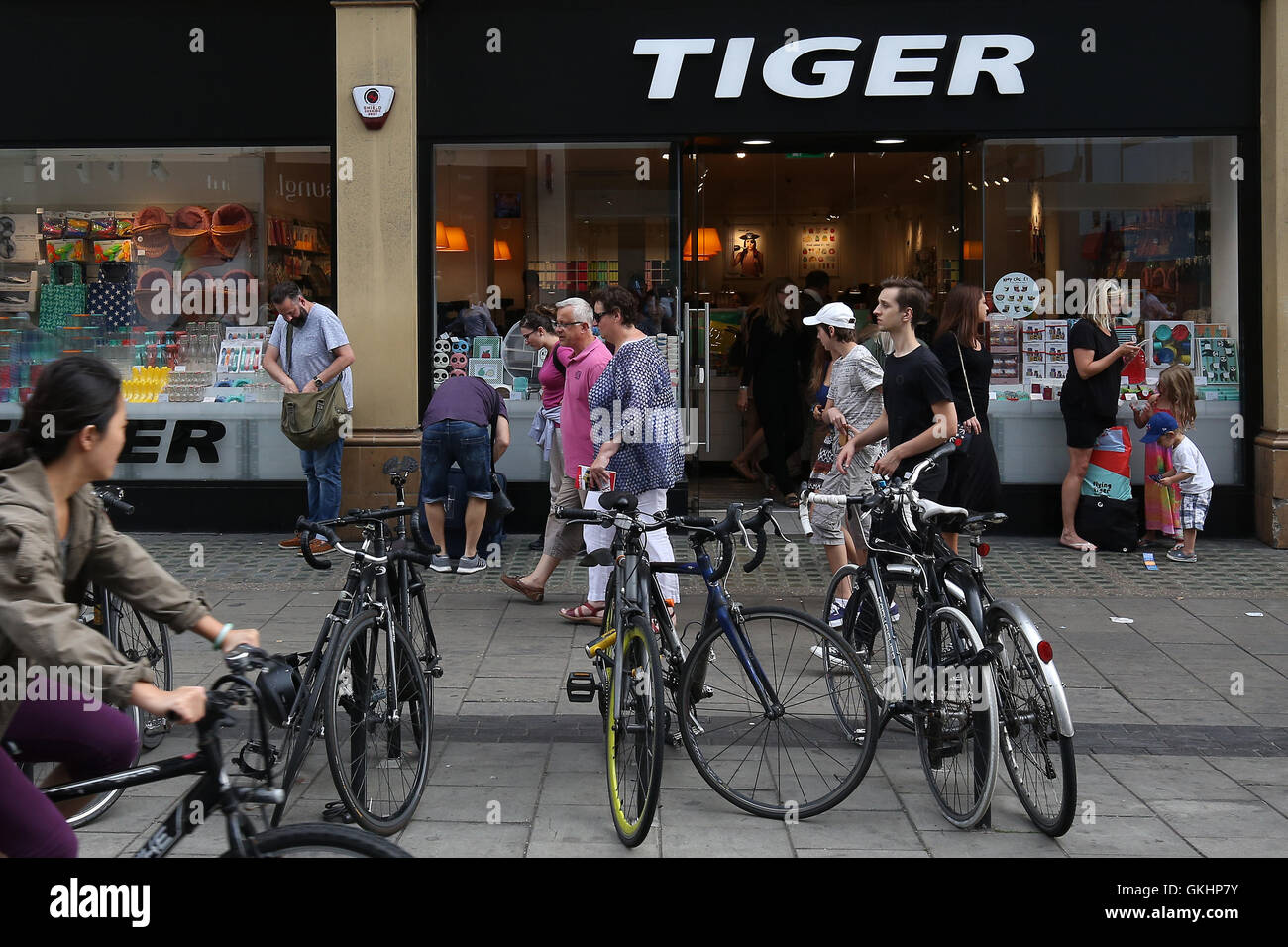 UK, London : Tiger is pictured on Oxford Street in Central London on 20 ...