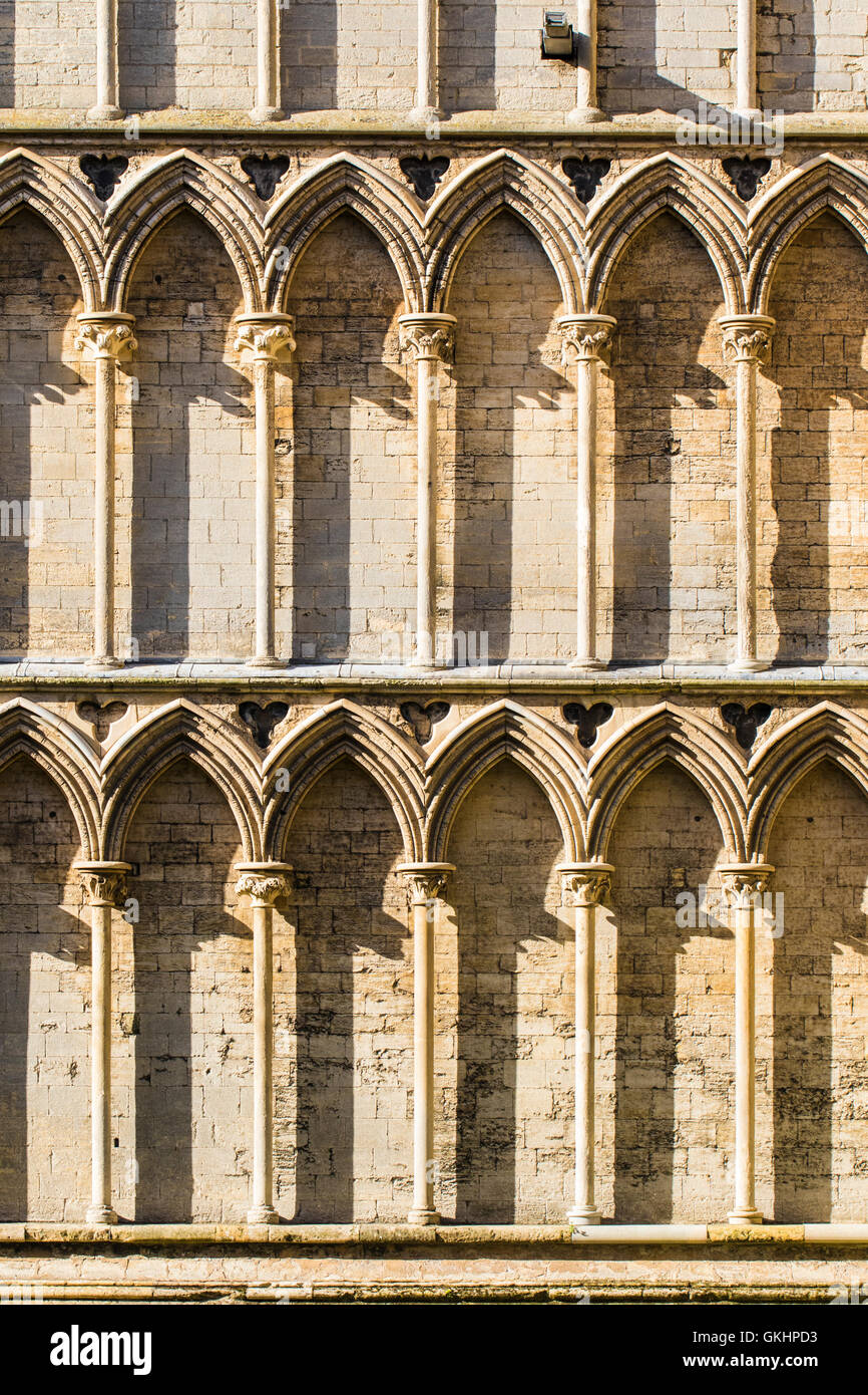 Cathedral arches hi-res stock photography and images - Alamy