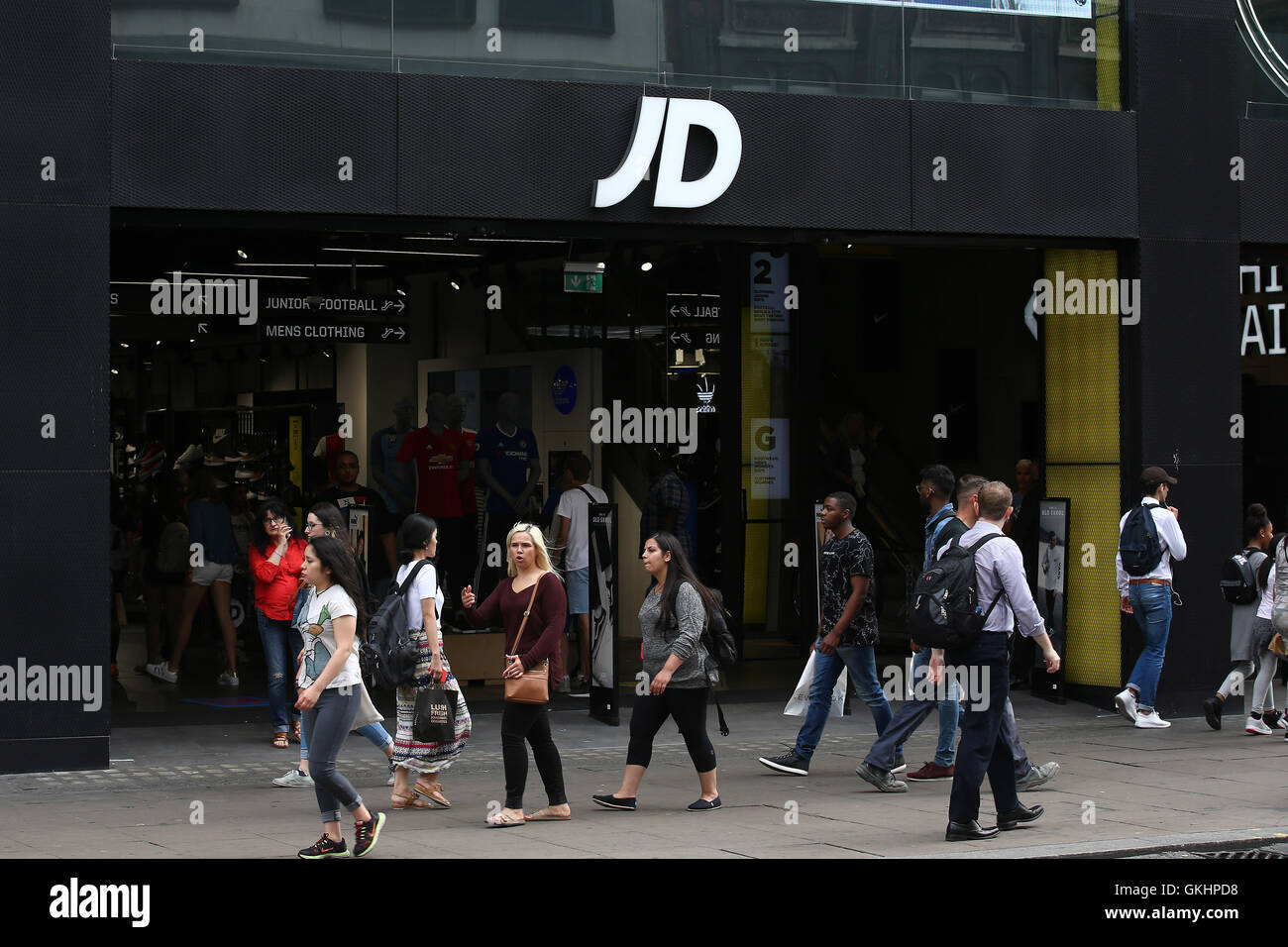 UK, London : JD sports is pictured on Oxford Street in Central London ...