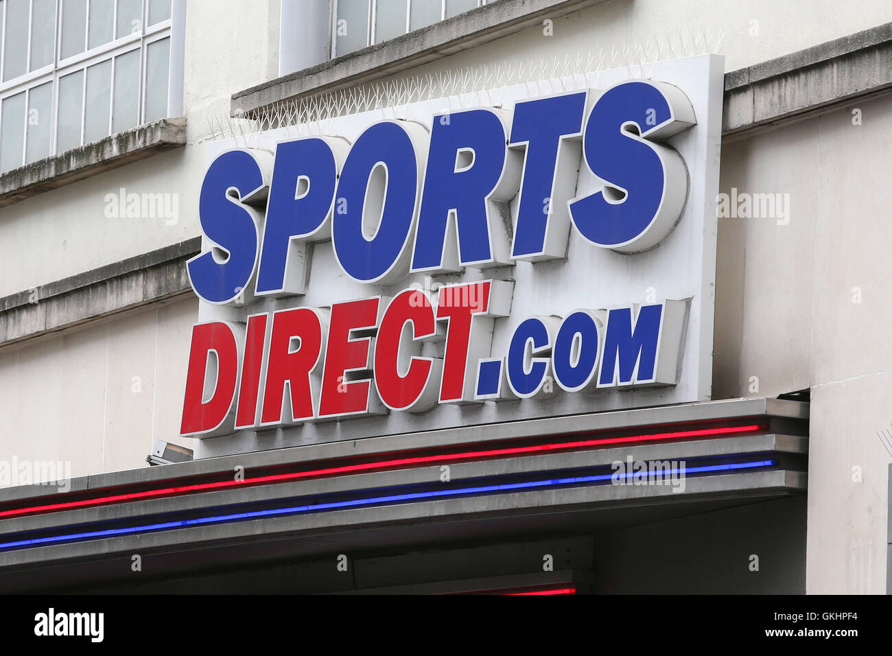 UK, London : Sports Direct is pictured on Oxford Street in Central ...