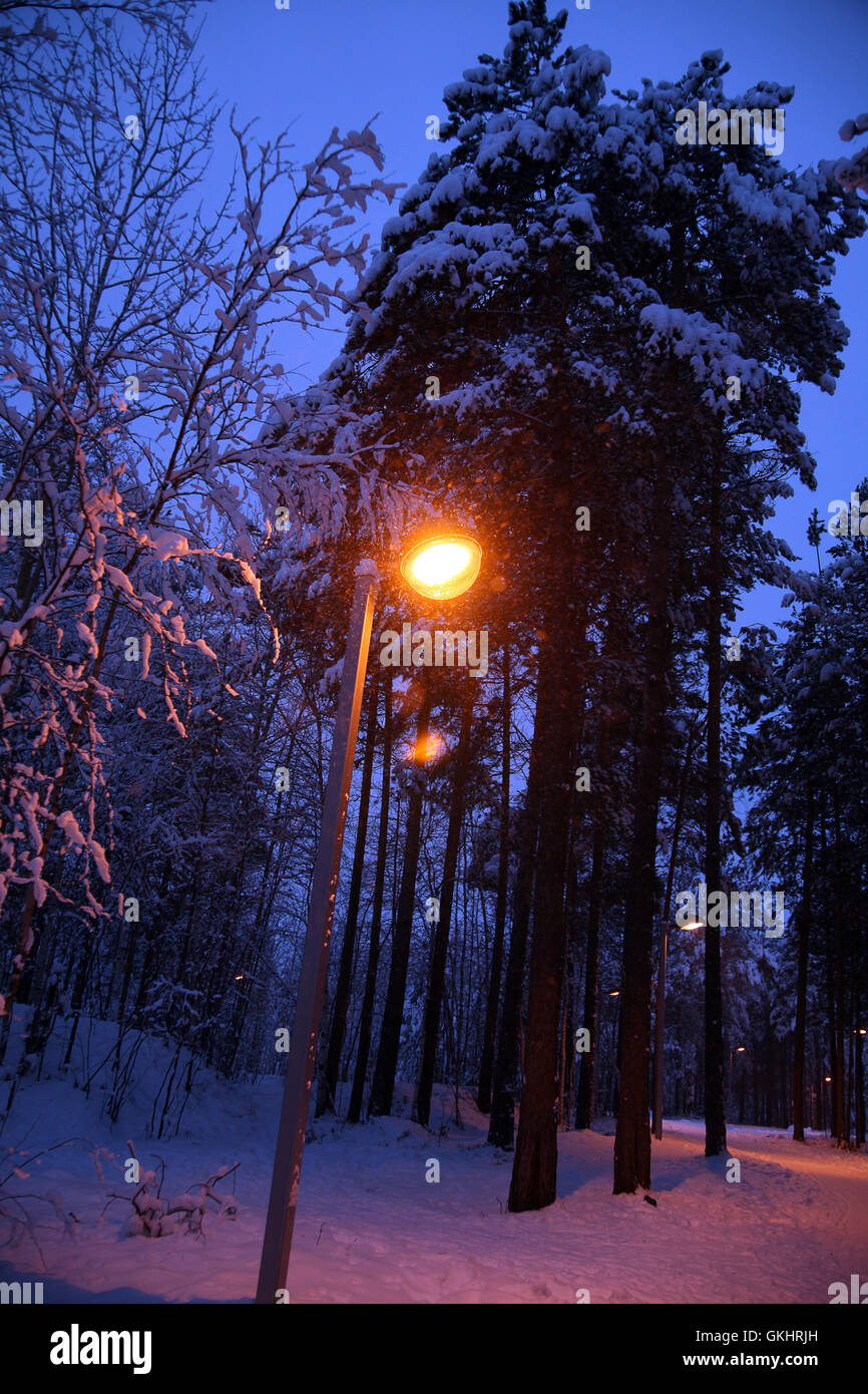 Classic street lighting hi-res stock photography and images - Alamy