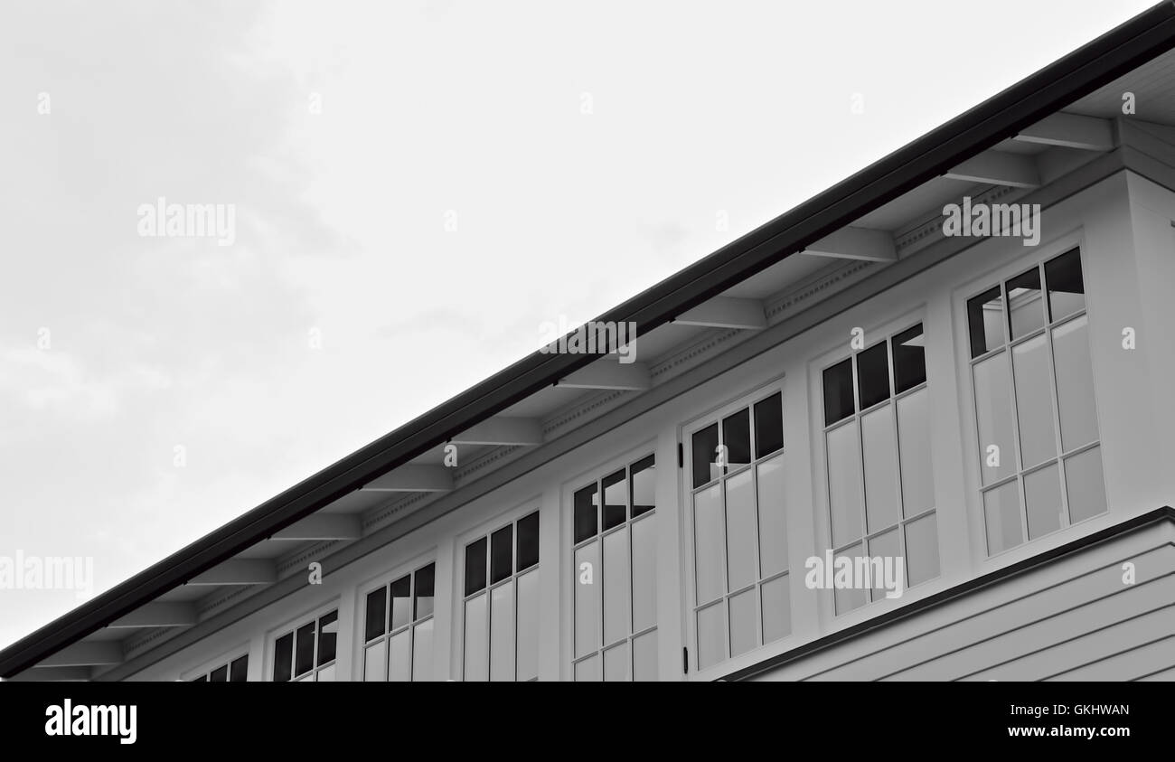 Cloud line hi-res stock photography and images - Alamy