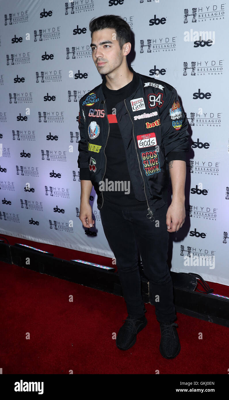 Joe Jonas Kicks Off Memorial Day Weekend at Hyde Bellagio Featuring ...