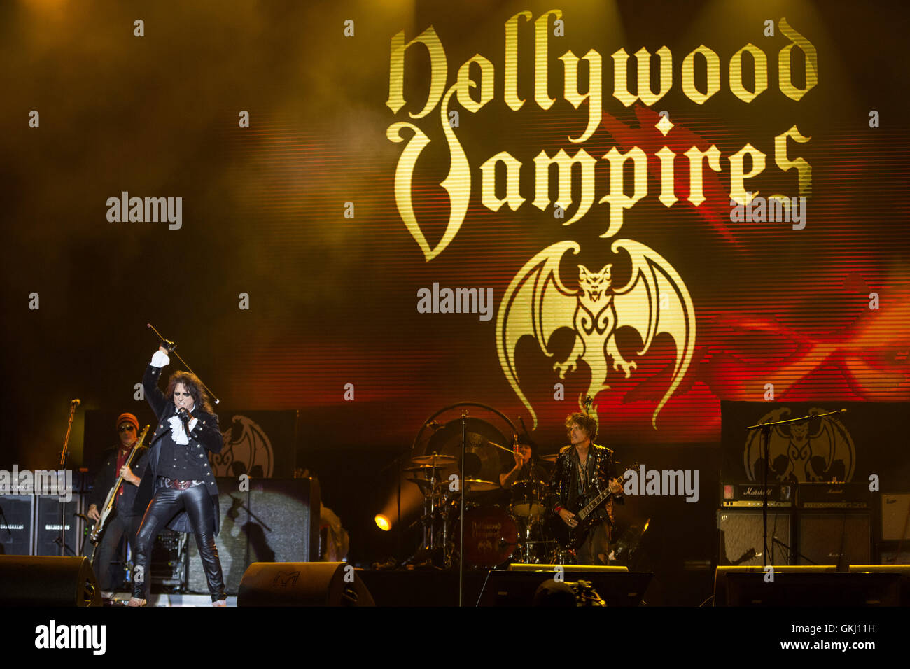 Rock in Rio Lisboa 2016 - Day 3 - Performances - Hollywood Vampires ...